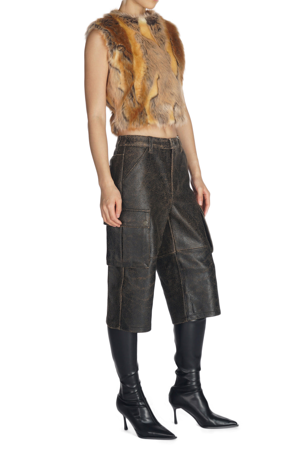 Top – ENG CONCEPT STORE